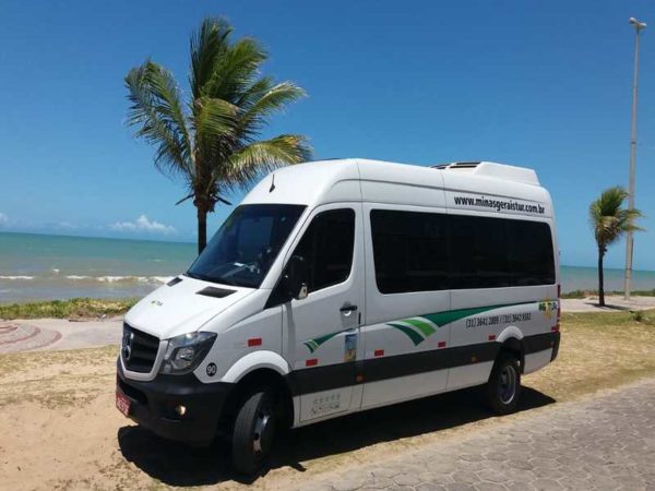 Aluguel de vans e micro-ônibus para praias - MG TUR Vans BH